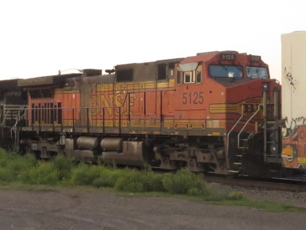 BNSF 5125
